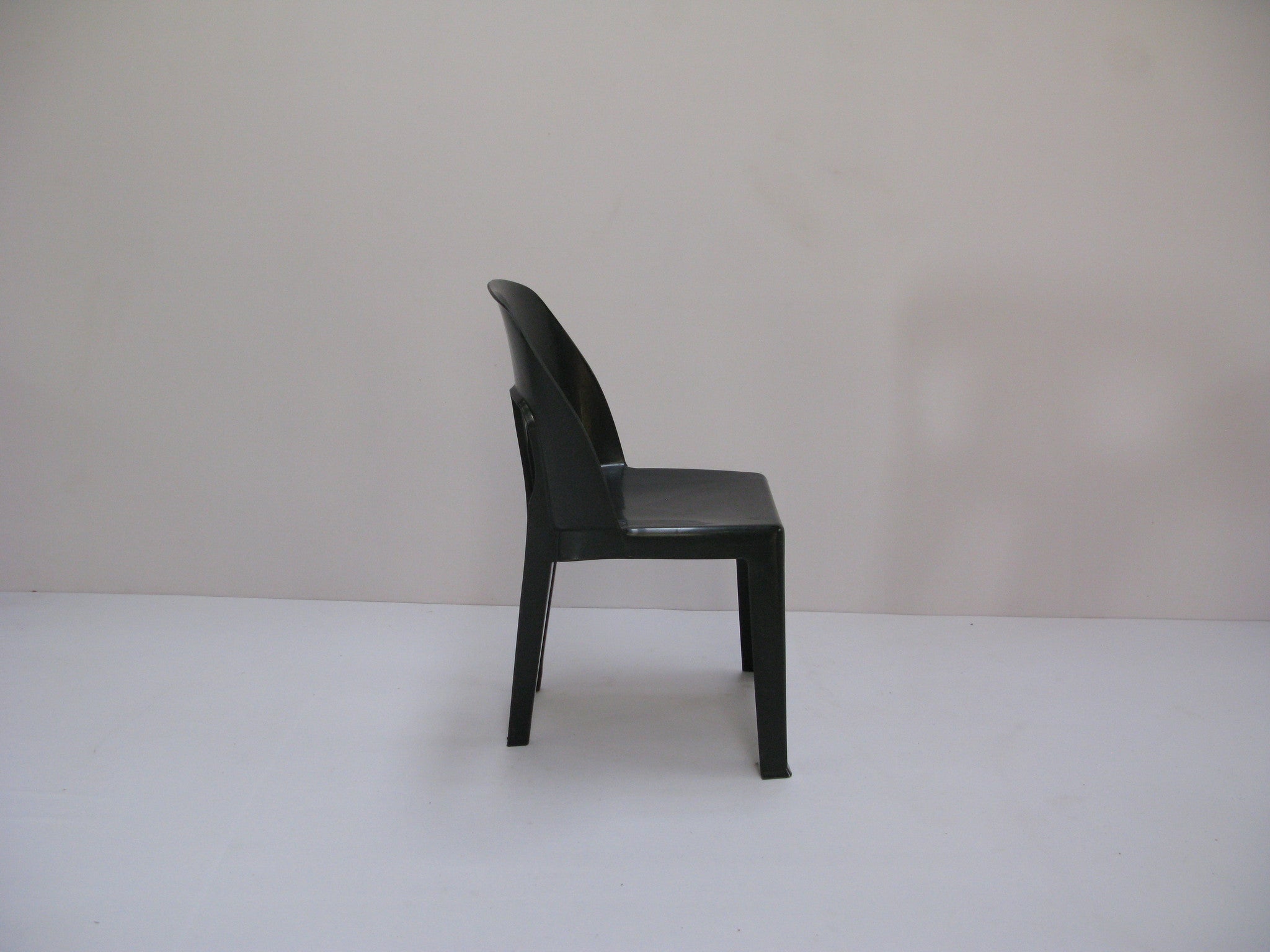 AFR003 -Afri Chair Econo Virgin (White) – Moolla Furniture Corp CC